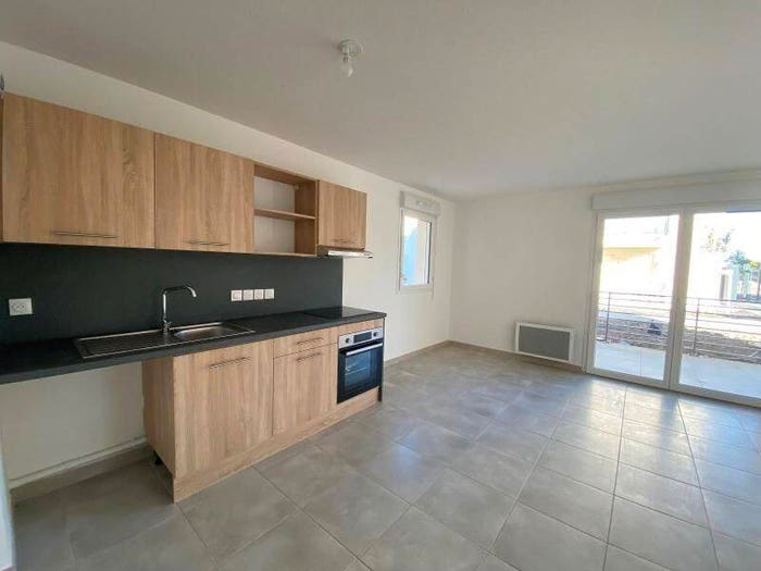 Appartement 3 pièces à Montfavet Banlieue, Avignon, à louer