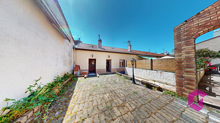 Appartement 2 pièces à Saint-Étienne, Saint-Roch, Vivaraize, Valbenoite, Centre Deux, à vendre