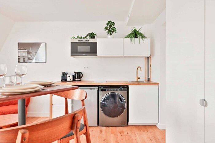 Porte Dauphine, Paris 16ème arrondissement - Appartement 1 pièce à louer