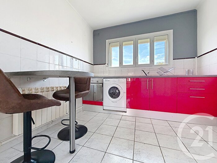 Appartement à louer - Troyes, Chartreux - 1 pièce