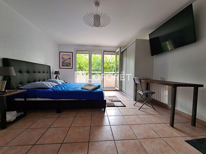 Appartement 4 pièces à Centre Ville, Chambéry, à louer