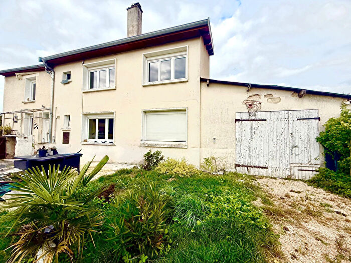 Maison à vendre - Suippes - 5 pièces - 3 chambres