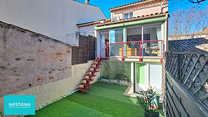 Maison à vendre - Saint-Maximin-la-Sainte-Baume, Centre-ville - 3 pièces - 2 chambres