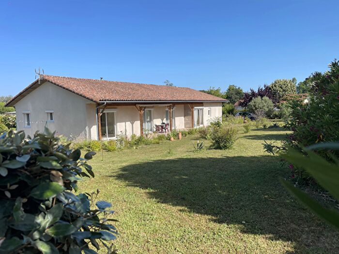 Maison 6 pièces à Vic-Fezensac, à vendre