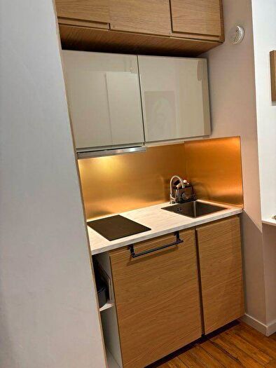 Appartement à louer - Paris ème arrondissement - 1 pièce