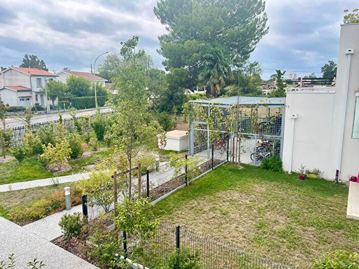 Appartement à louer - Le Monteil-Madran, Pessac - 4 pièces - 3 chambres