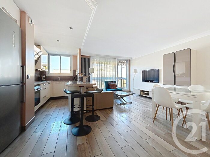 Appartement à louer - Boulogne-Billancourt, Silly, Gallieni - 3 pièces - 2 chambres