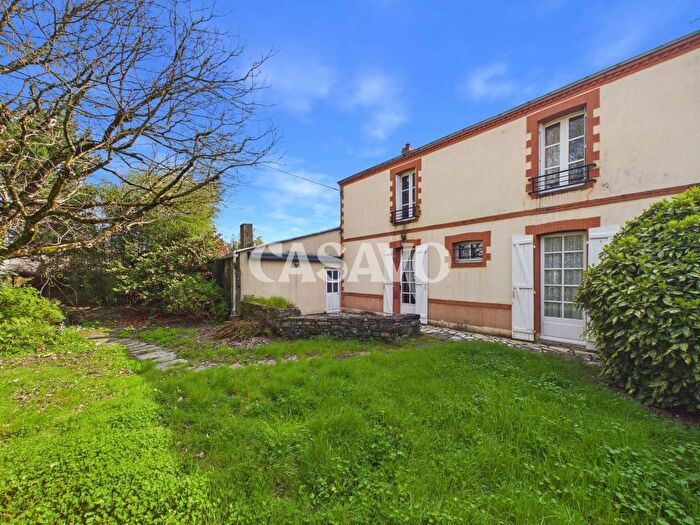 Maison à vendre - Bouguenais, Le Bourg - 6 pièces - 4 chambres