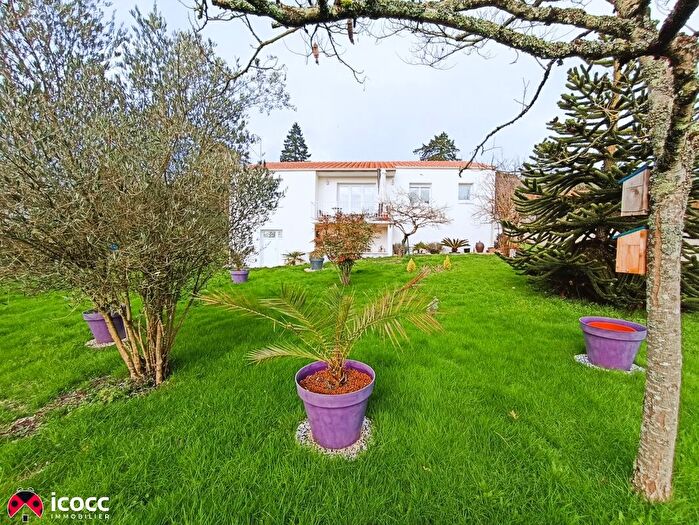 Maison à vendre - Mareuil-sur-Lay-Dissais - 5 pièces - 3 chambres