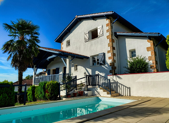 Maison à vendre - Saint-Jean-de-Luz, André Ithurralde, Layatz, Kechiloa, Karsinenea - 8 pièces - 5 chambres