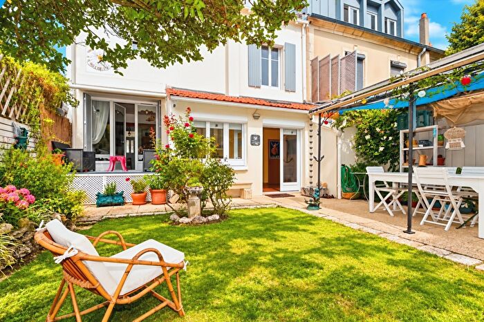 Châtelaillon-Plage : Maison 6 pièces à vendre