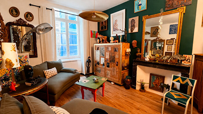 Appartement à vendre - Béziers, Centre-ville, Palais des Congrès, Garibaldi, Gambetta - 3 pièces - 2 chambres