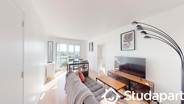 Appartement à louer - Maison Blanche-Wilson, Reims - 5 pièces - 3 chambres