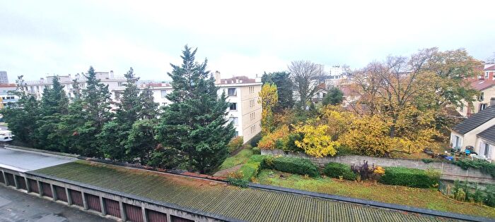 Appartement à vendre - Nanterre, Vieux Pont - 4 pièces - 2 chambres