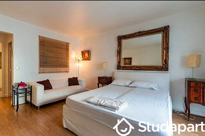 Appartement à louer - Triangle dOr, Paris ème arrondissement - 1 pièce