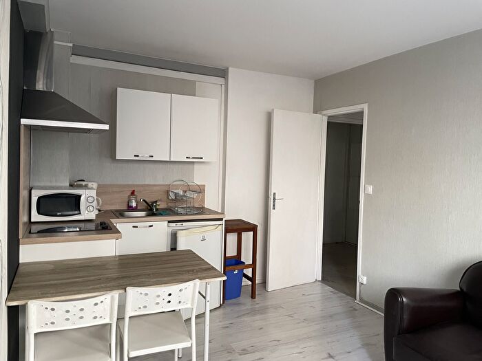 Limoges, Centre-ville, Hôtel de Ville, Emailleurs : Appartement 2 pièces à vendre