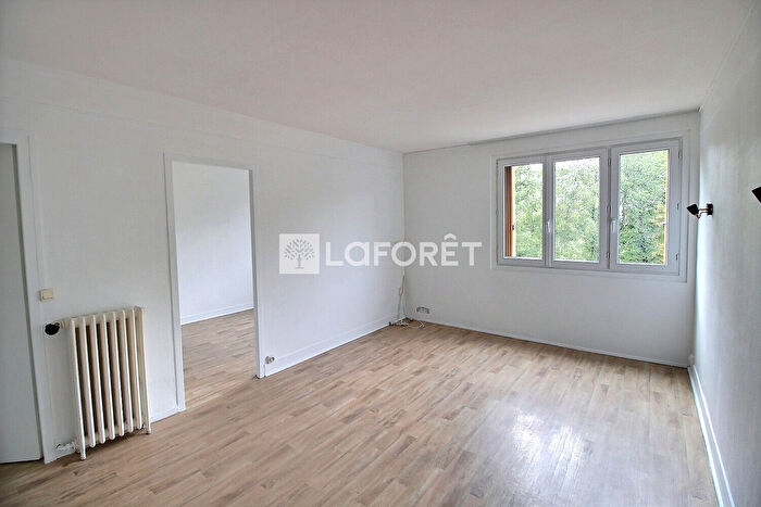 Appartement 3 pièces à Clichy-sous-Bois, Les Trois Châteaux, à louer