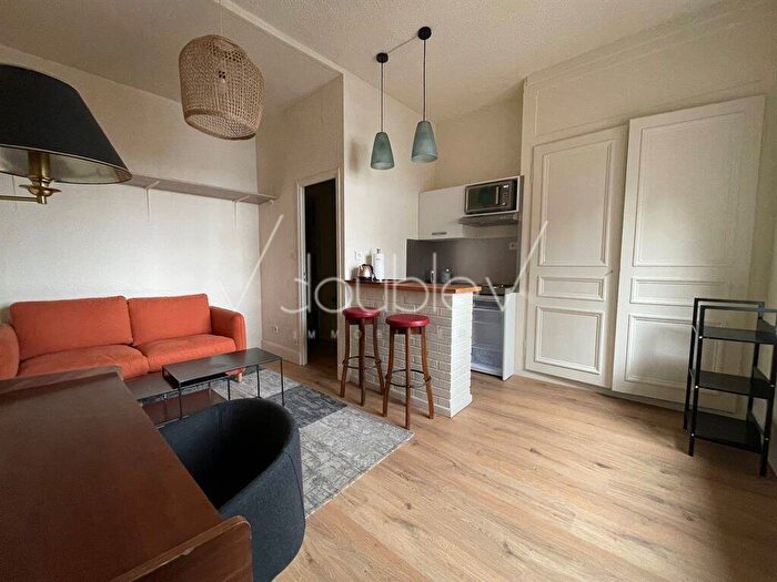 Appartement 1 pièce à Vauban Esquermes, Lille, à louer