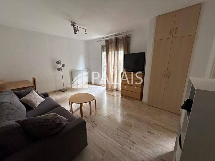 Appartement à louer - Saint Antoine, LArchet, Nice - 1 pièce