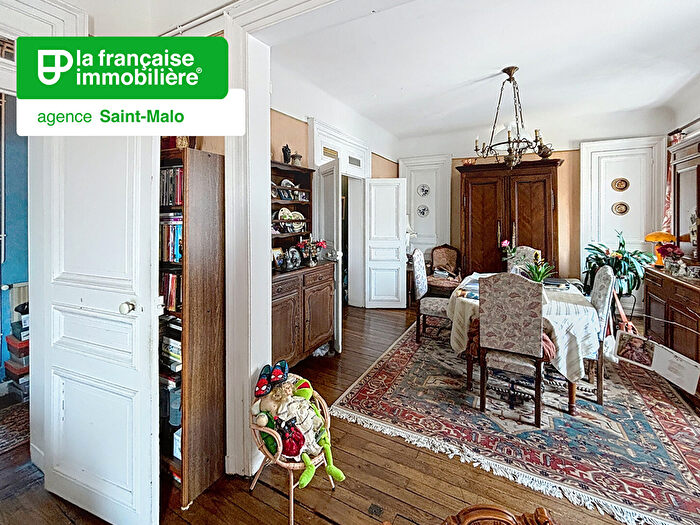 Appartement à vendre - Saint-Malo, Saint-Servan - 5 pièces - 3 chambres
