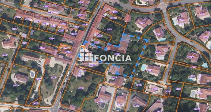 Maison à vendre - Saint-Prix - 14 pièces - 7 chambres