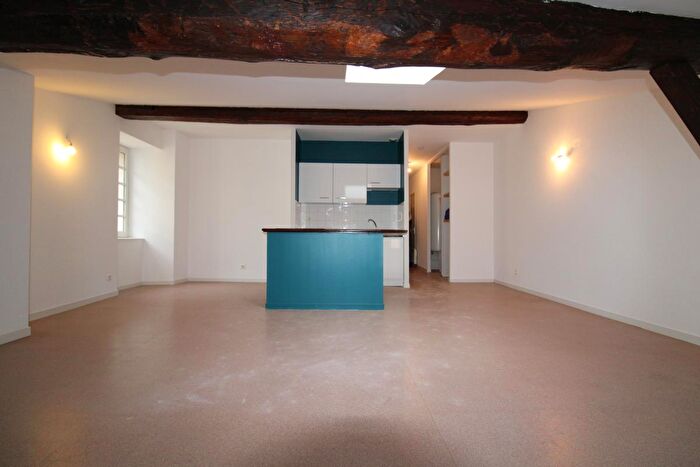 Appartement à louer - Le Puy-en-Velay, Centre-ville - 2 pièces - 1 chambre