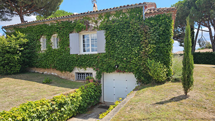 Maison à vendre - Tonneins - 9 pièces - 5 chambres