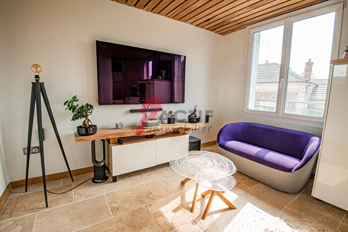 Appartement à vendre - Ris-Orangis, Réno, Gare, Oiseaux - 2 pièces - 1 chambre