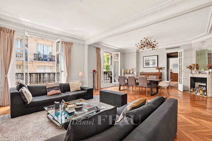 Paris 4ème, Arsenal : Appartement 6 pièces à vendre