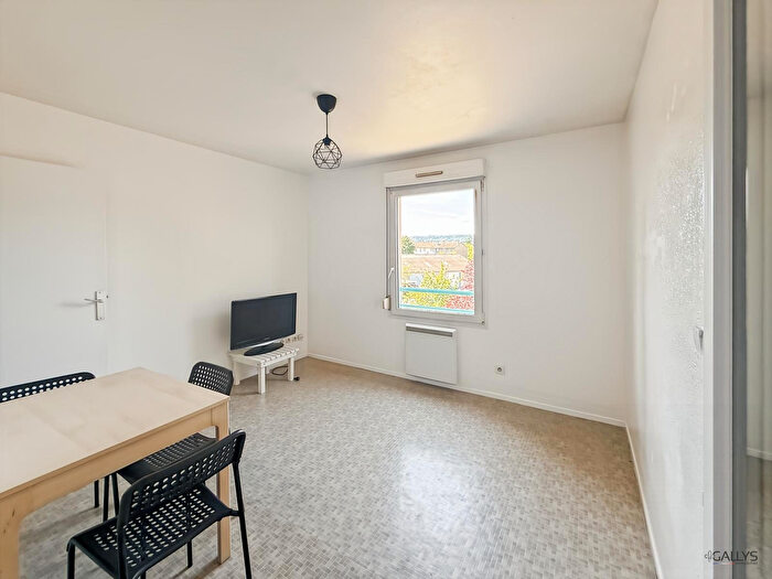 Metz, Devant les Ponts : Appartement 1 pièce à vendre