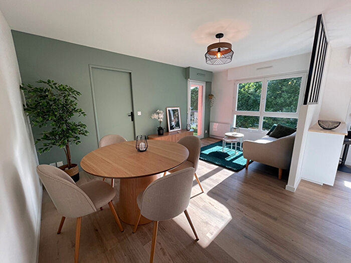 Appartement à louer - Vannes, Centre-ville, Le Port - 3 pièces - 2 chambres