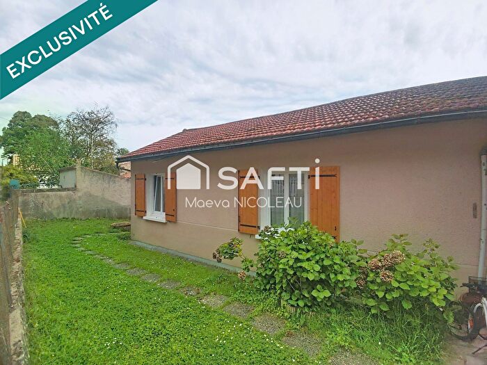 Montreuil-Bonnin - Maison 4 pièces à vendre