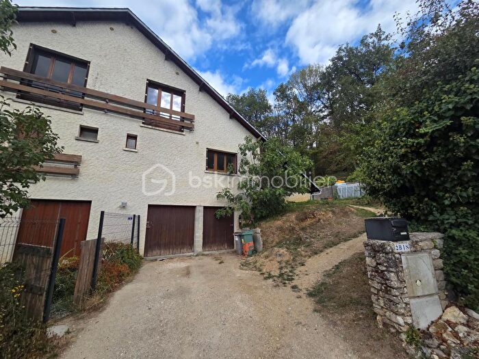 Maison 6 pièces à vendre à Saint-Cyr-la-Rivière