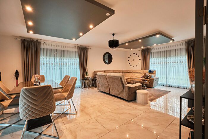 Maison à vendre - Macornay - 7 pièces - 5 chambres