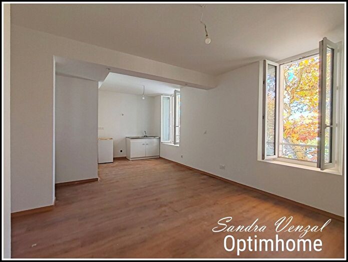 Appartement à vendre - Volonne - 3 pièces - 2 chambres