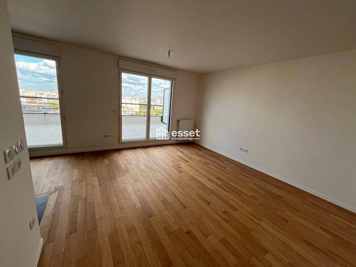 Appartement à louer - Faubourg de lArche, Courbevoie - 4 pièces - 3 chambres