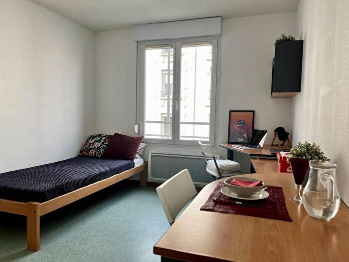 Appartement 1 pièce à Bizillon-Centre Deux, Saint-Étienne, à louer