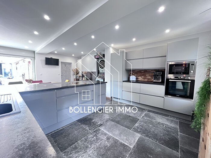 Maison à vendre - Caëstre - 9 pièces - 7 chambres