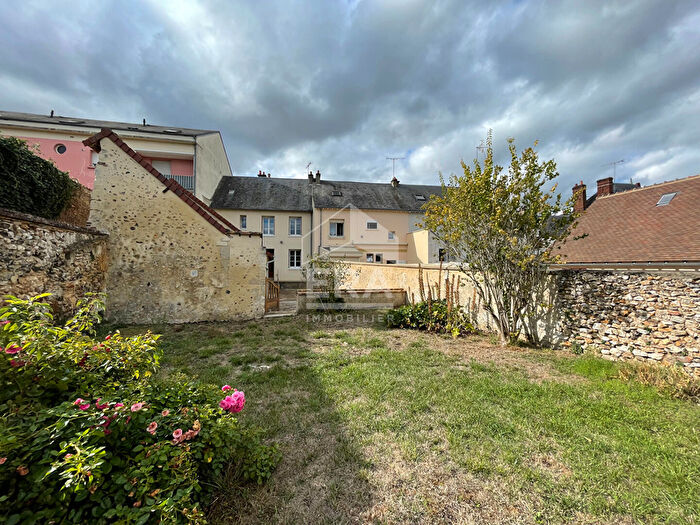 Nogent-le-Rotrou : Maison 5 pièces à vendre