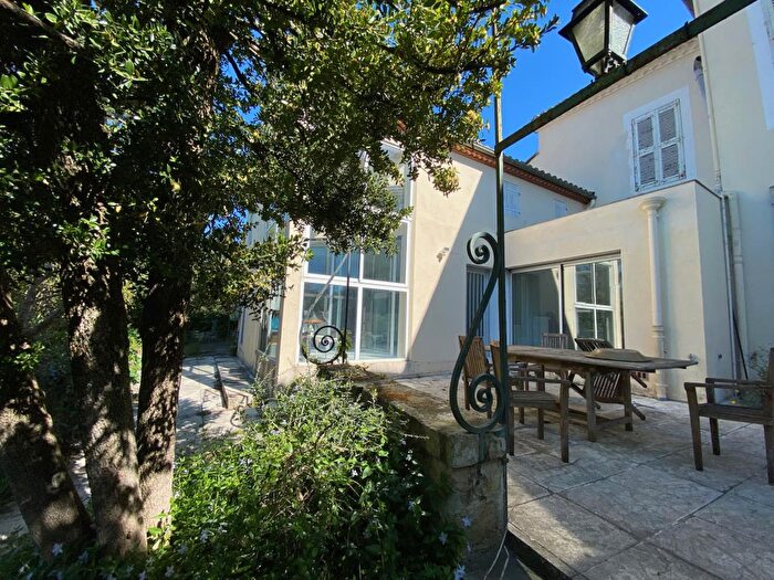 Maison à vendre - Nîmes, Croix de Fer, Mont Duplan - 7 pièces - 4 chambres
