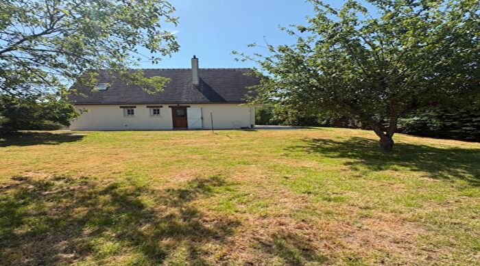 Maison 4 pièces à vendre à Sierville