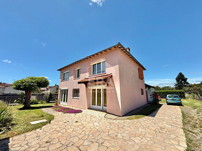 Maison 5 pièces à Vic-en-Bigorre, à vendre