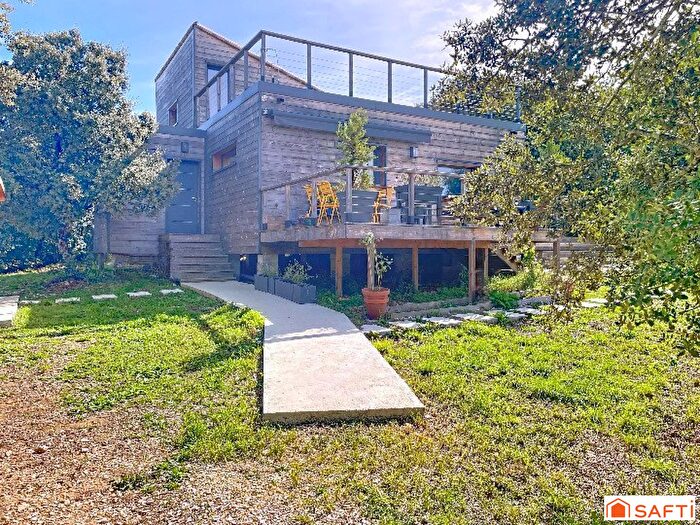 Maison à vendre - Collias - 4 pièces - 3 chambres