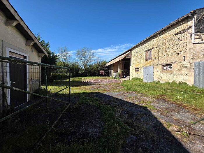 Maison 6 pièces à vendre - La Grève-sur-Mignon