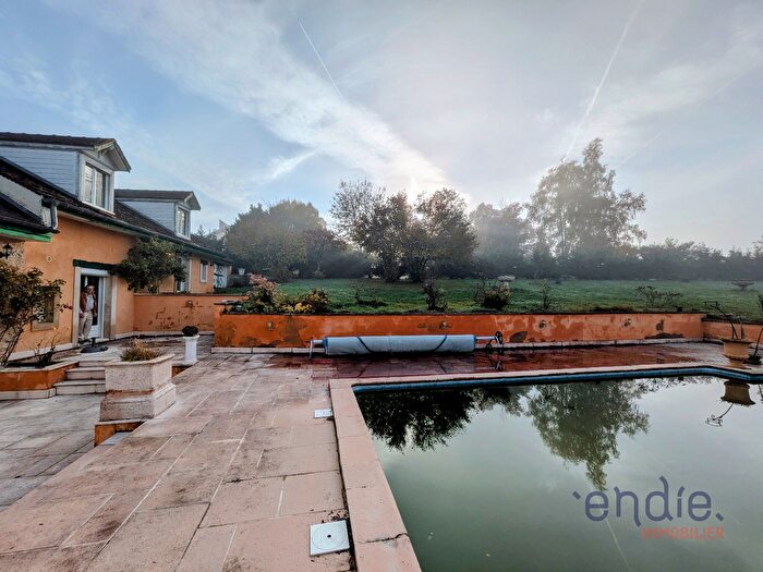 Maison à vendre - Bèze - 9 pièces - 4 chambres