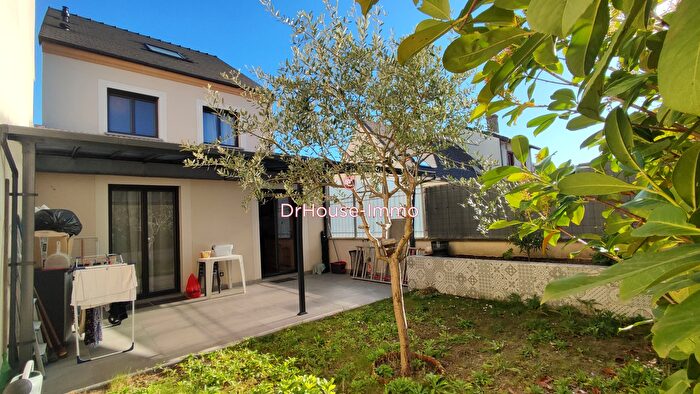 Houilles, Les Blanches : Maison 7 pièces à vendre