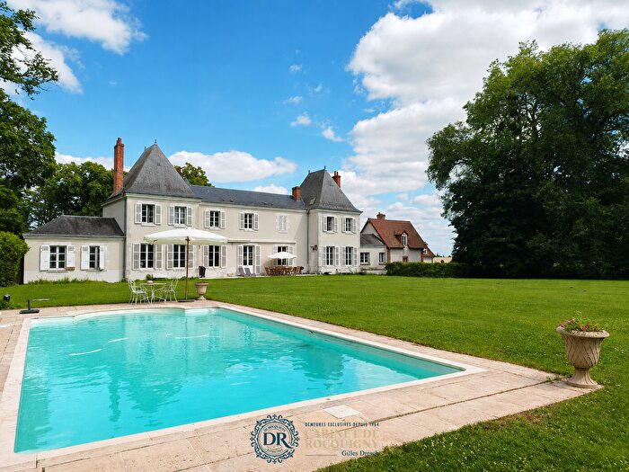 Chaingy : Maison 15 pièces à vendre