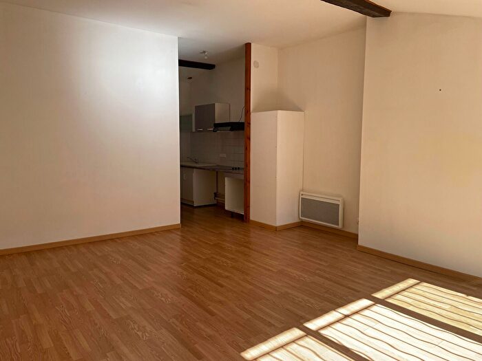 Appartement à louer - Libourne, Centre-ville, Bastide, Gare - 3 pièces - 2 chambres