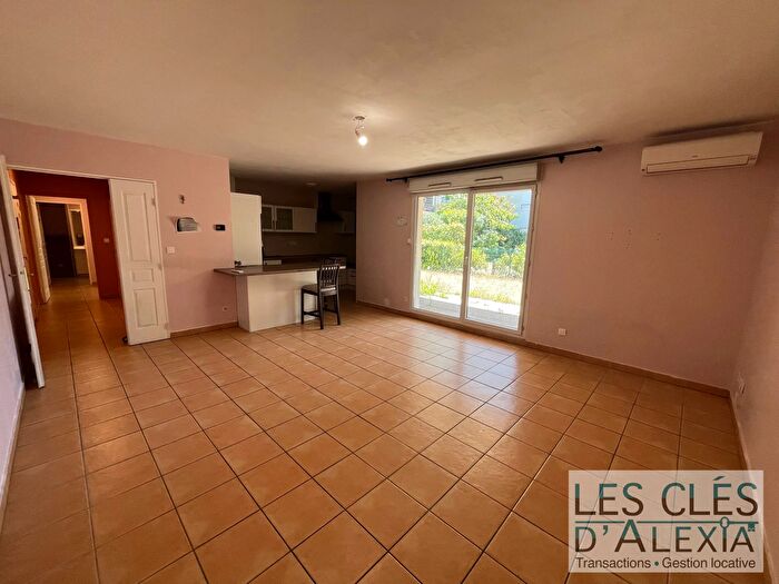 Vaulx-en-Velin, Village : Appartement 4 pièces à vendre
