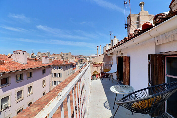 Appartement 3 pièces à Marseille 1er, Opéra, à louer